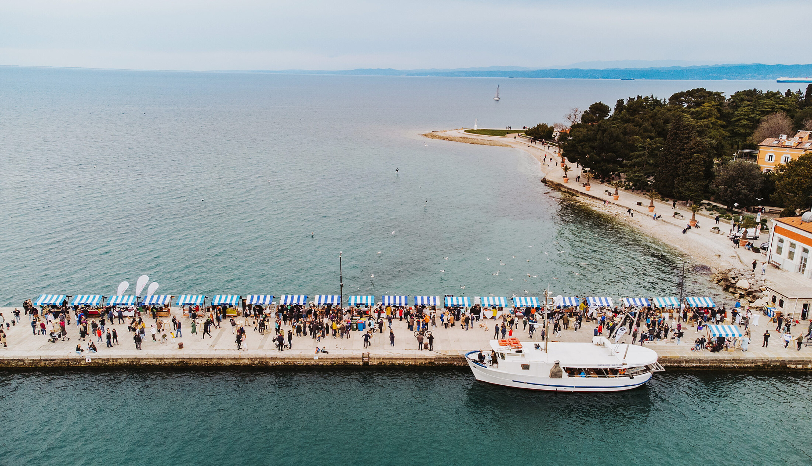 Pomol okusov II | Izola